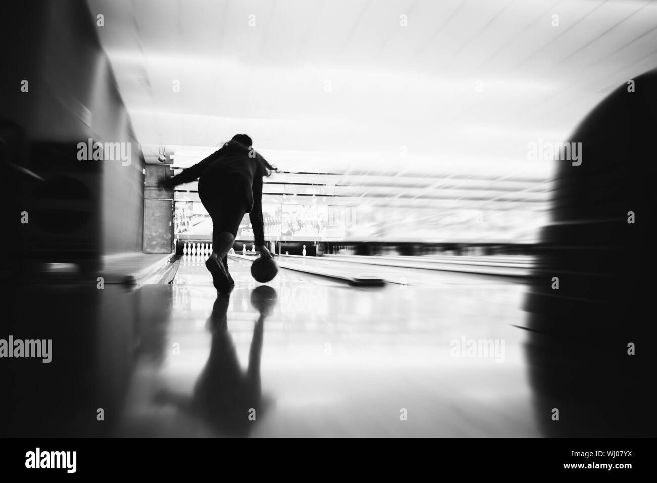 Person bowling hi-res stock photography and images - Alamy