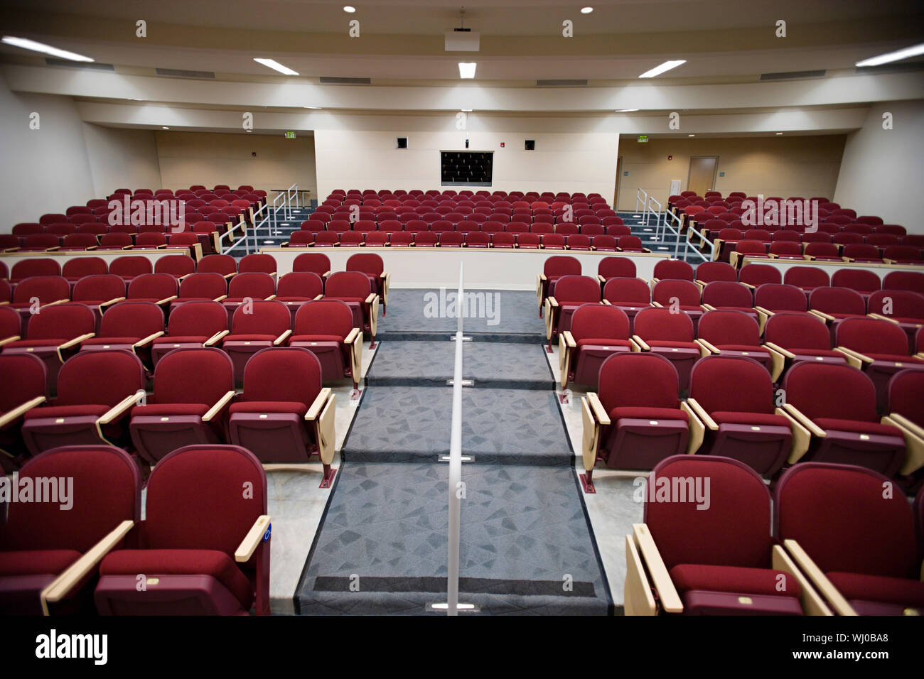 Empty lecture hall Stock Photo - Alamy