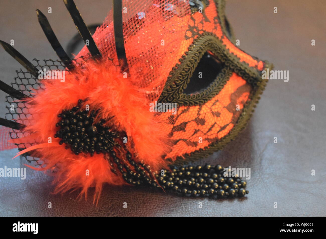 Masquerade eye mask hi-res stock photography and images - Alamy