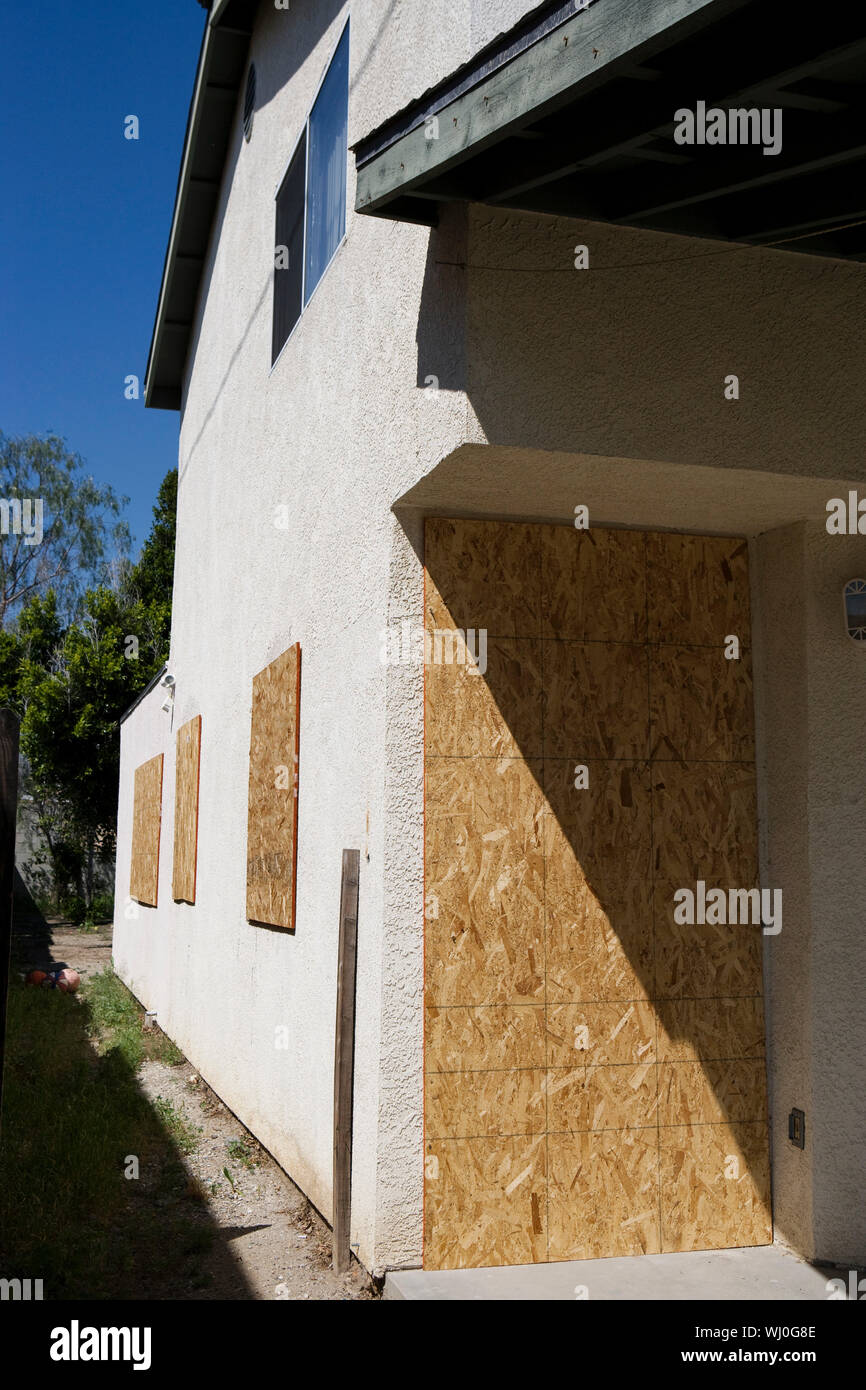 Boarded Up House Stock Photo - Alamy
