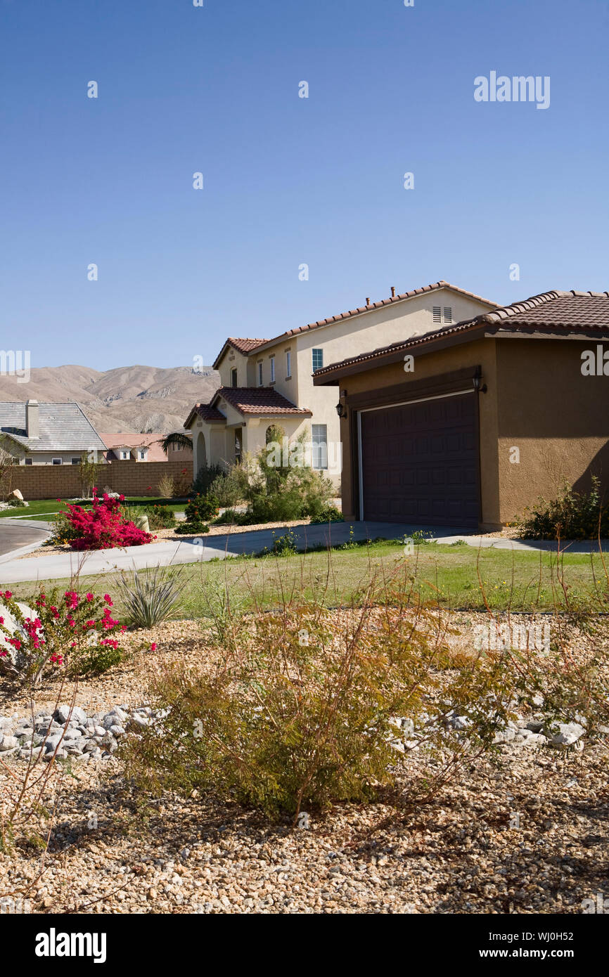 Yard in New Housing Development Stock Photo - Alamy