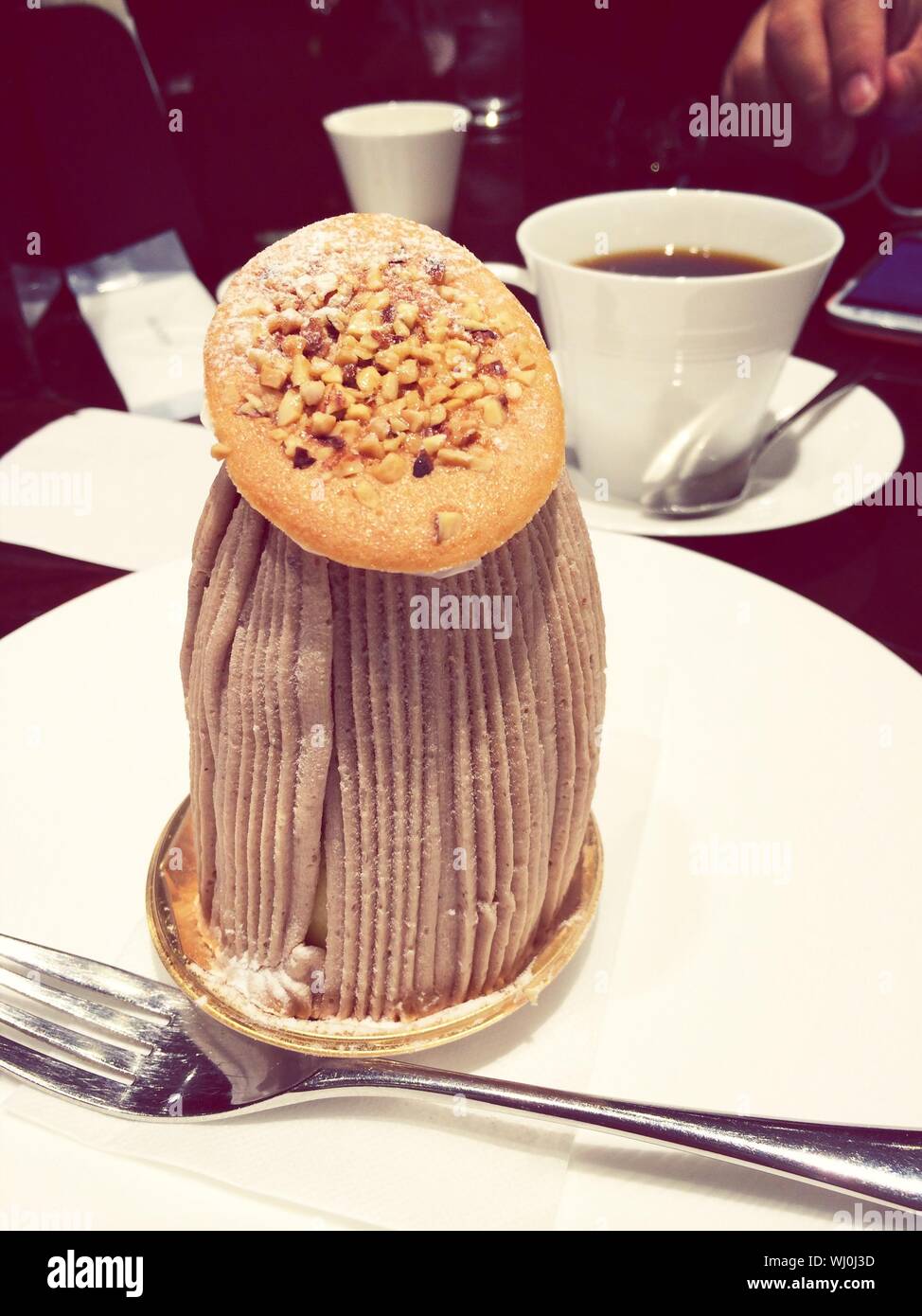 Blob top hi-res stock photography and images - Alamy