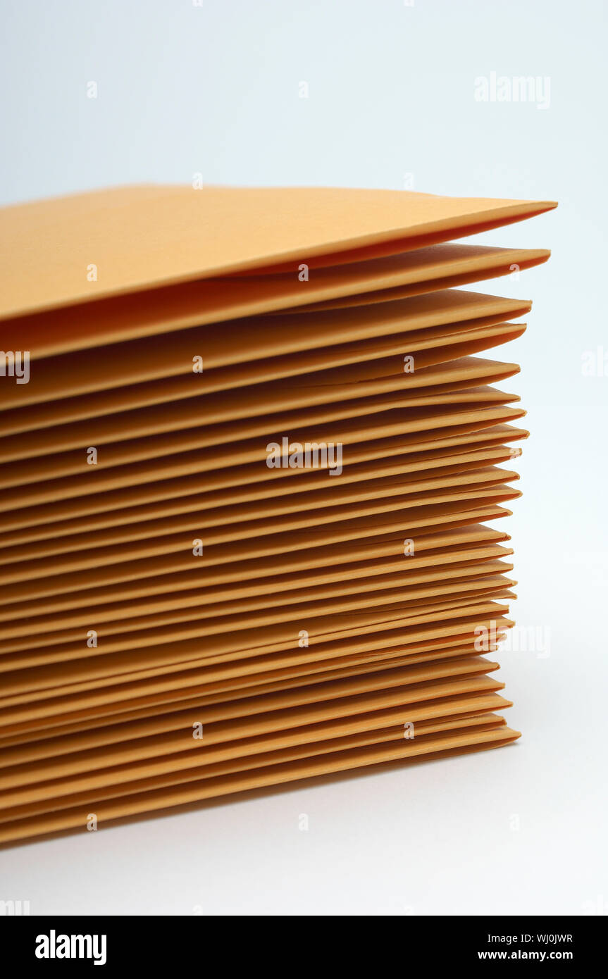 Stack of brown envelopes Stock Photo - Alamy
