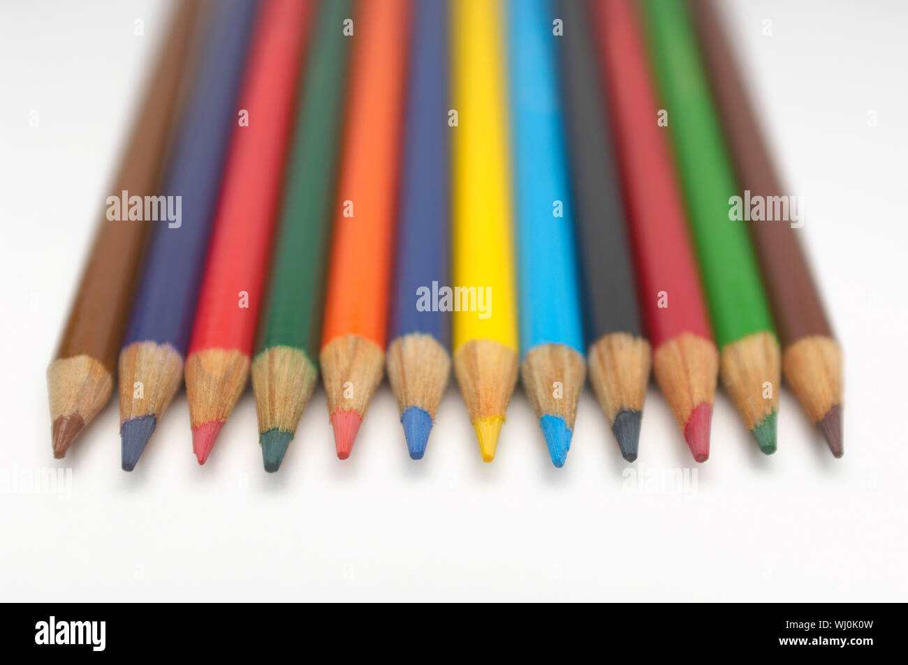 Row of crayons Stock Photo - Alamy