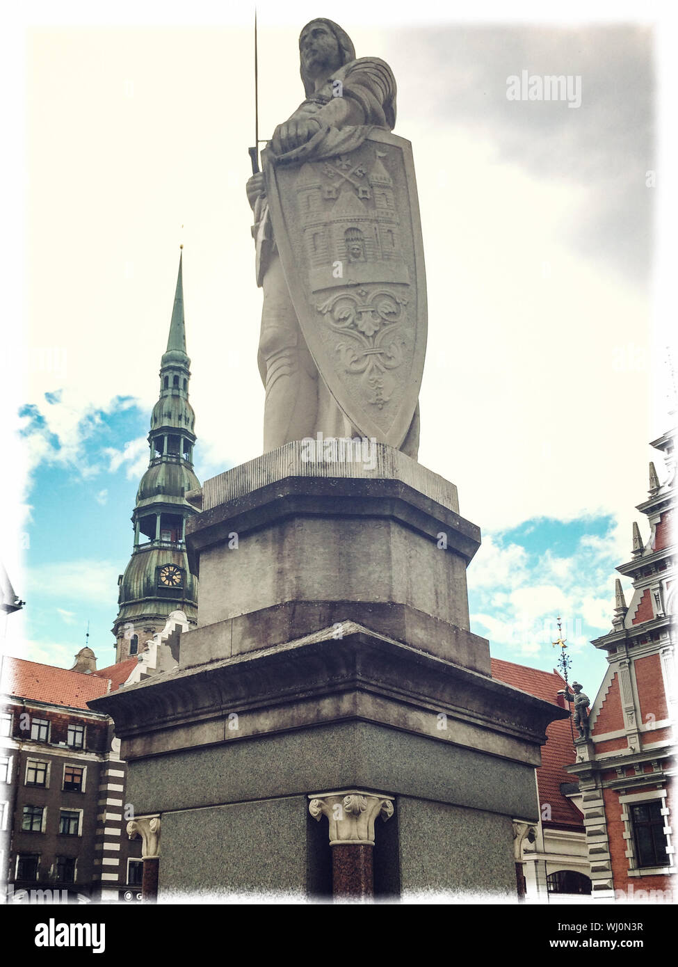 Statue of knight hi-res stock photography and images - Alamy