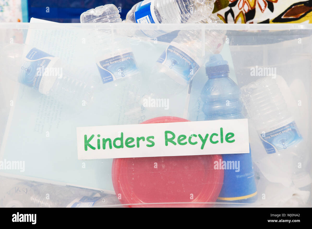 Plastic bins classroom hi-res stock photography and images - Alamy