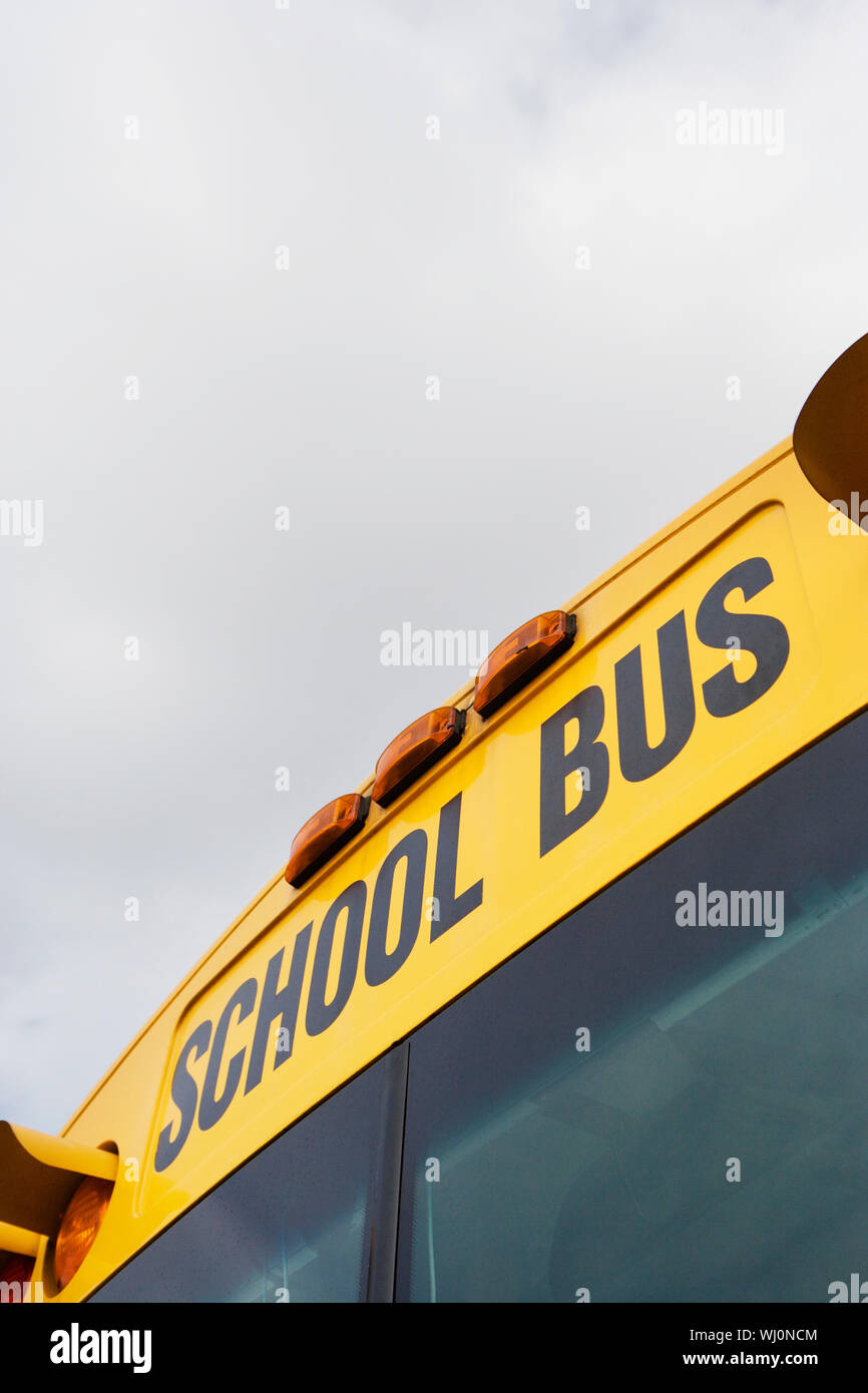 Schoolbuses hi-res stock photography and images - Alamy