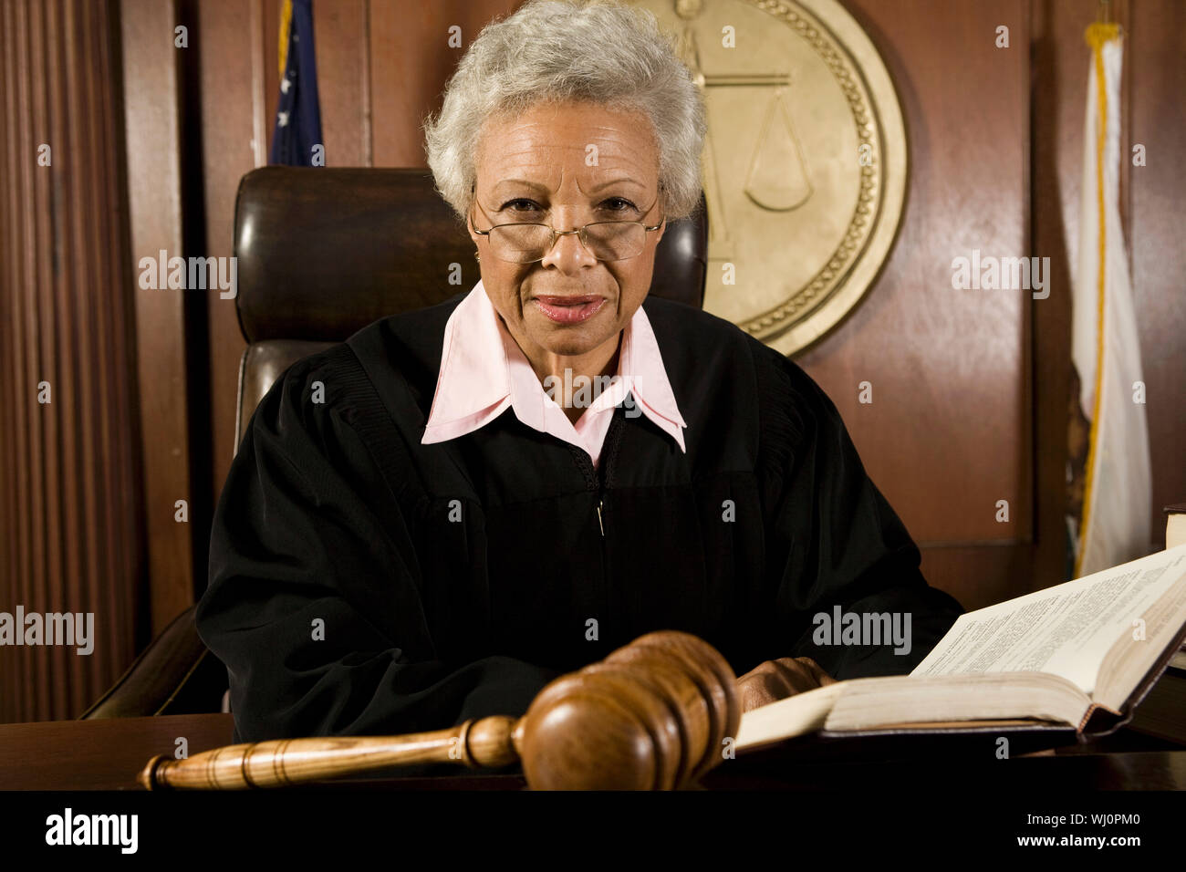 Female judge hi-res stock photography and images - Alamy