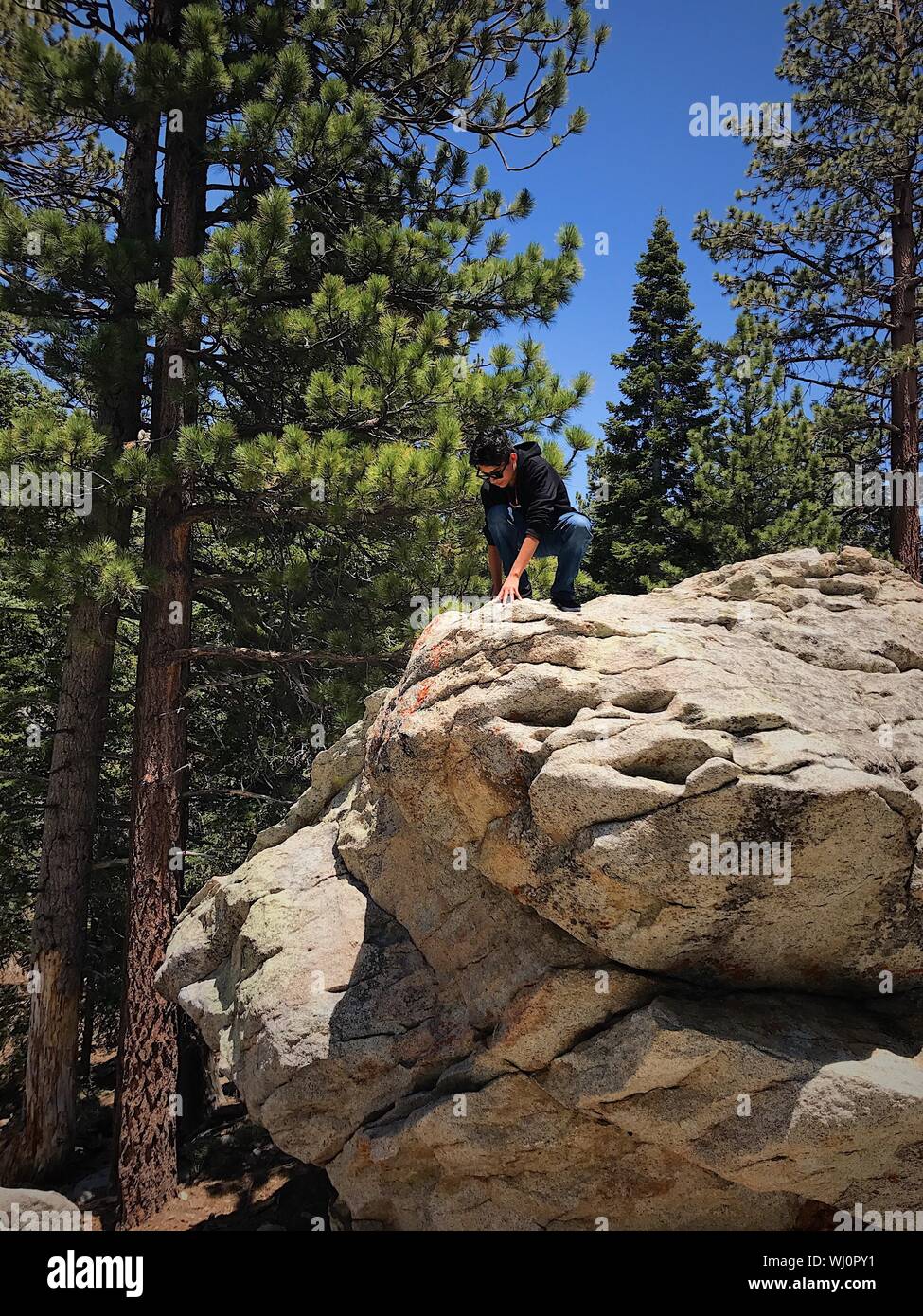 Crouching man rock formation hi-res stock photography and images - Alamy