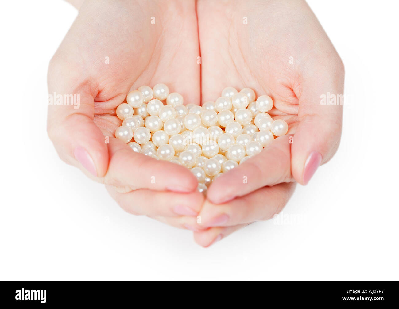 White pearls cutout hi-res stock photography and images - Alamy