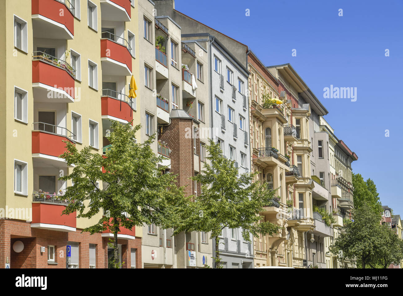 Old building, old building facade, old building facades, old buildings ...
