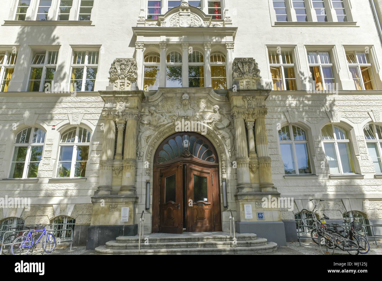 Old building, old building facade, old building facades, old buildings ...