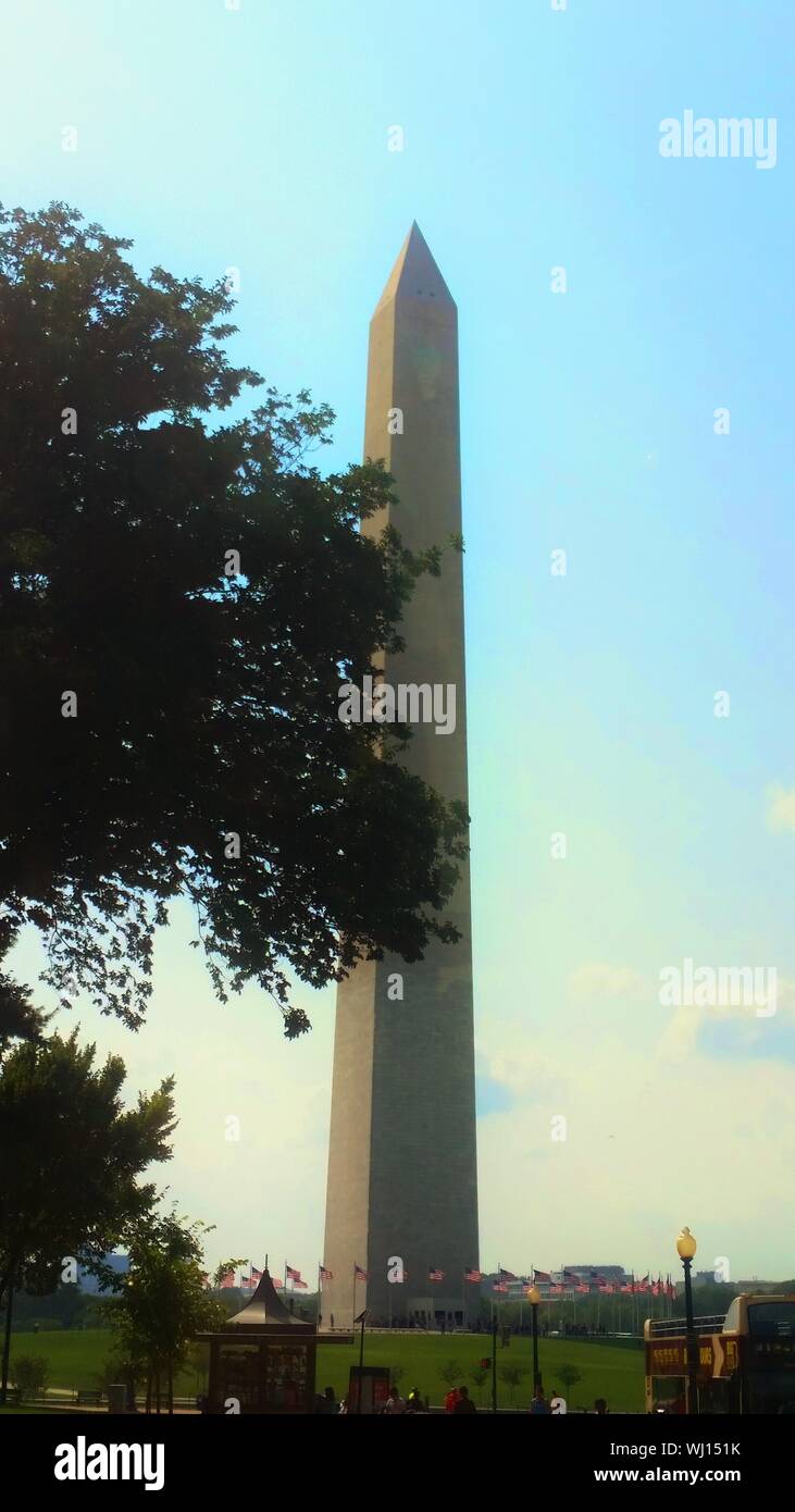 Obelisk built structure hi-res stock photography and images - Alamy