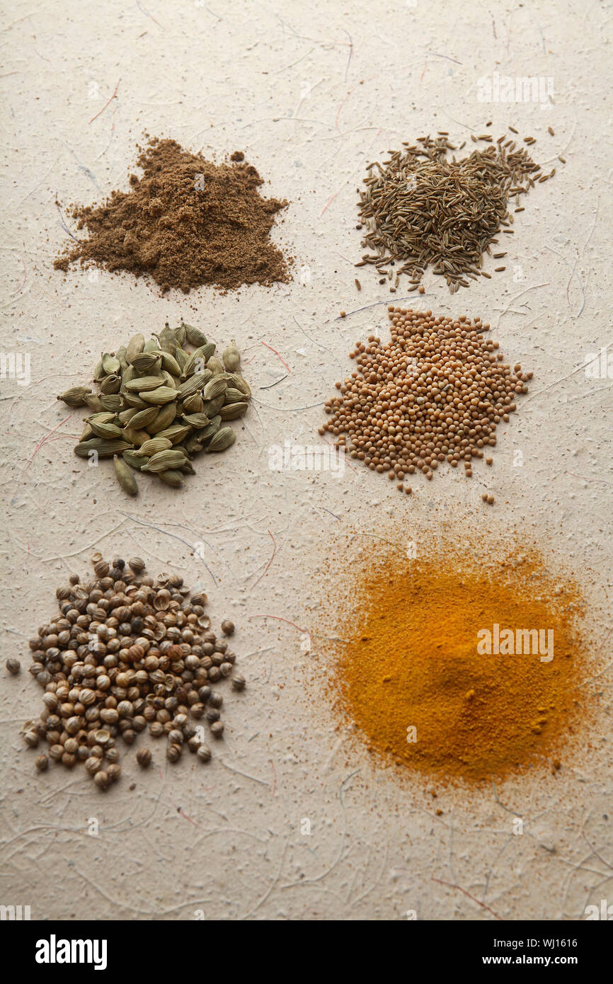 Heaps of spices Stock Photo - Alamy