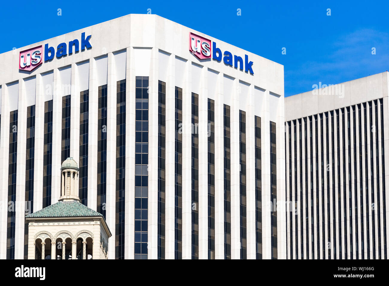 U.s. bank branch hi-res stock photography and images - Alamy