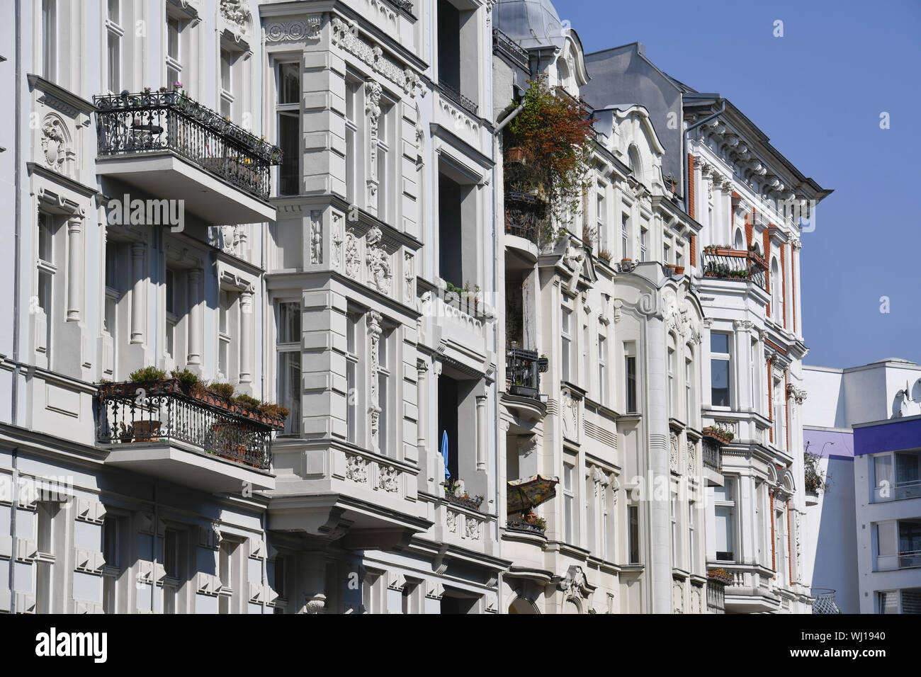 Old building, old building facade, old building facades, old buildings ...