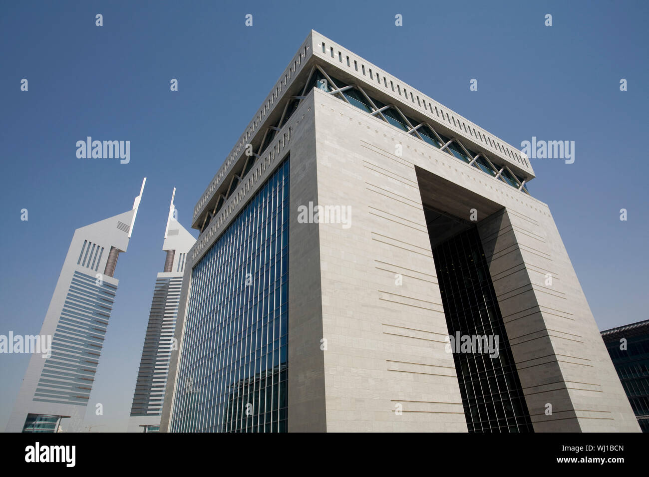 UAE, Dubai, The Gate building of the Dubai International Financial ...