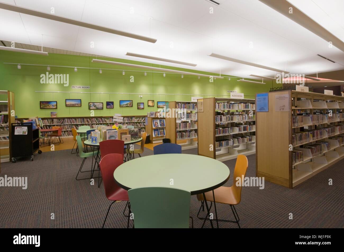 Library reading room Stock Photo - Alamy