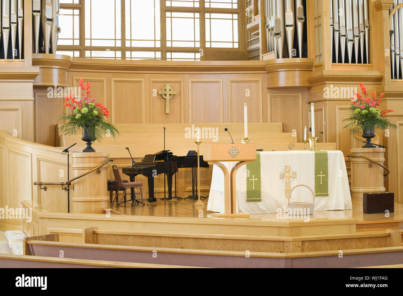 Interior view of a modern church Stock Photo - Alamy