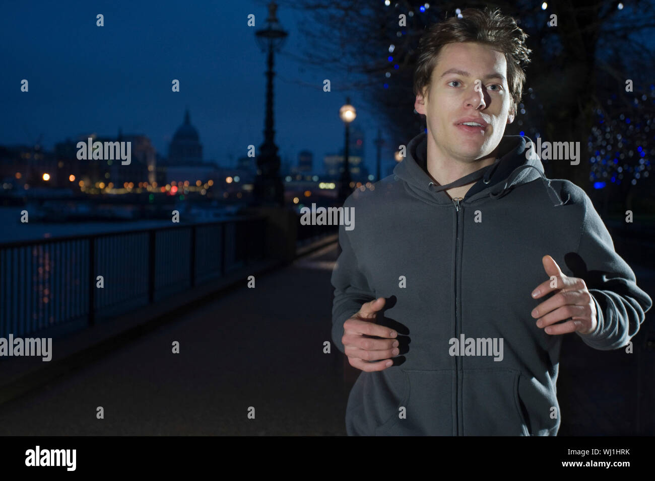 One man running city uk hi-res stock photography and images - Alamy