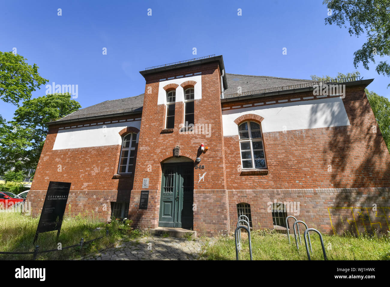 Ja Building High Resolution Stock Photography and Images - Alamy