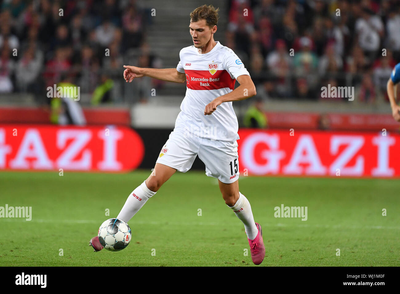 Stuttgart, Deutschland. 02nd Sep, 2019. Pascal STENZEL (VfB Stuttgart ...