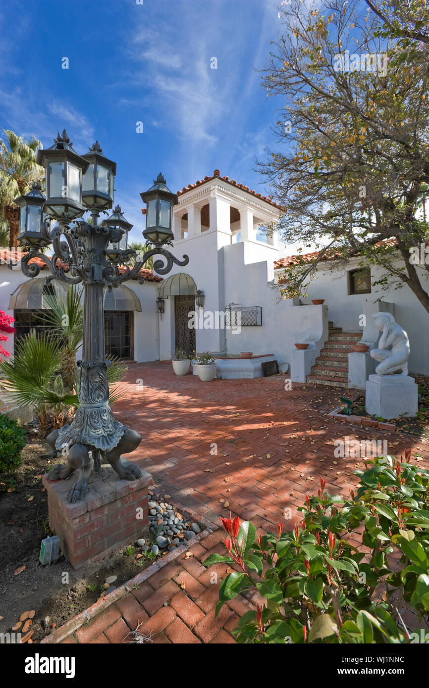 Modern house exterior with cobblestone pathway Stock Photo - Alamy