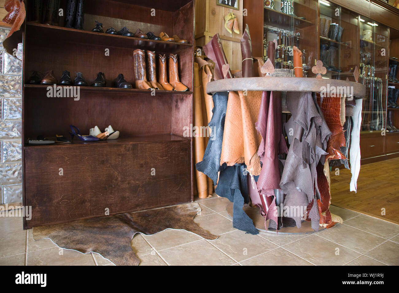 View of a traditional shoemaker workshop Stock Photo - Alamy