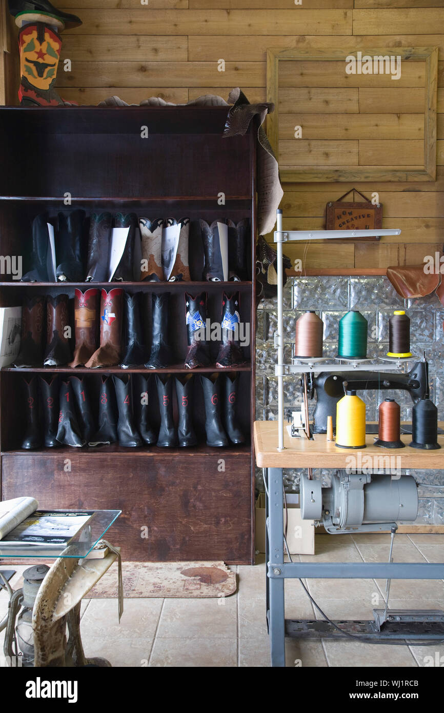 Cowboy workmanship hi-res stock photography and images - Alamy