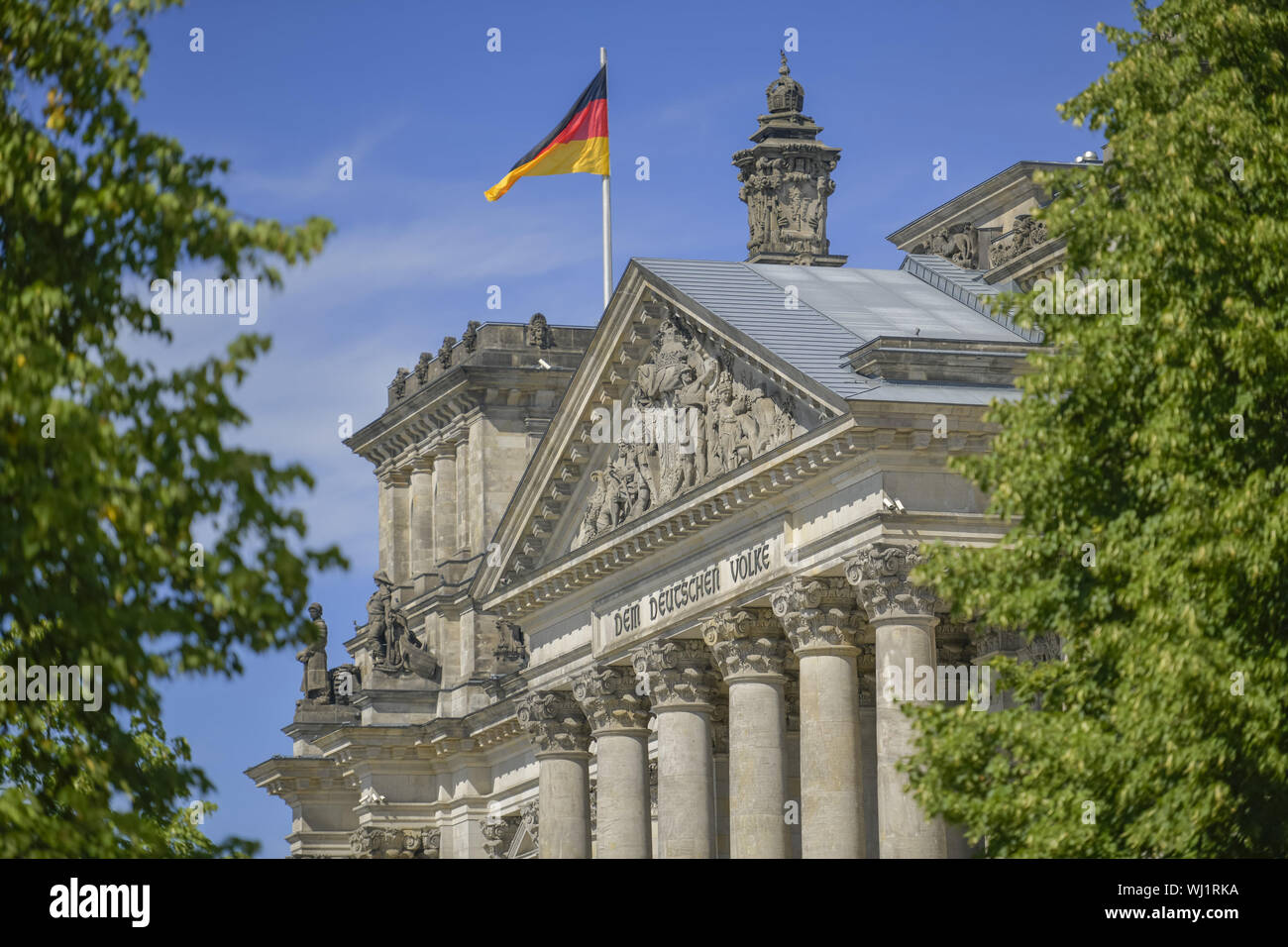 Bundestag architektur hi-res stock photography and images - Alamy