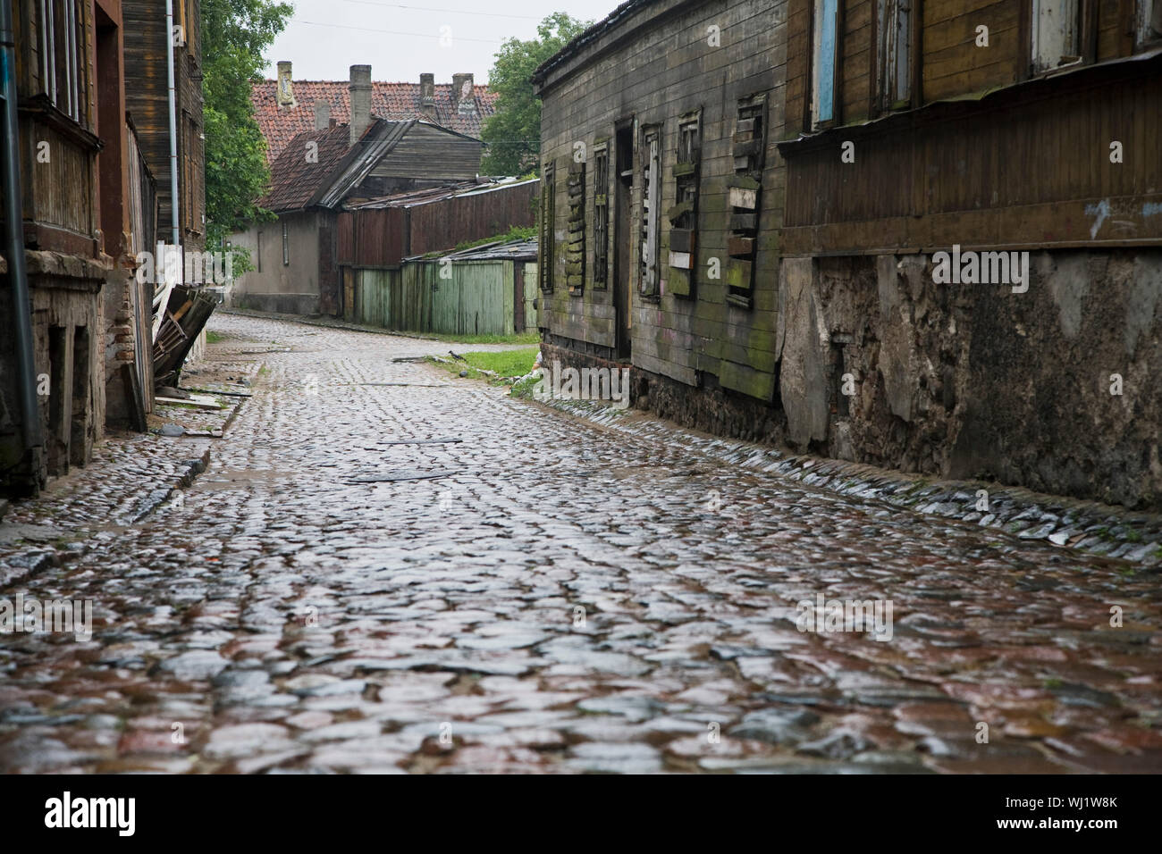 Wet Cobbled Street Stock Photos & Wet Cobbled Street Stock Images - Alamy
