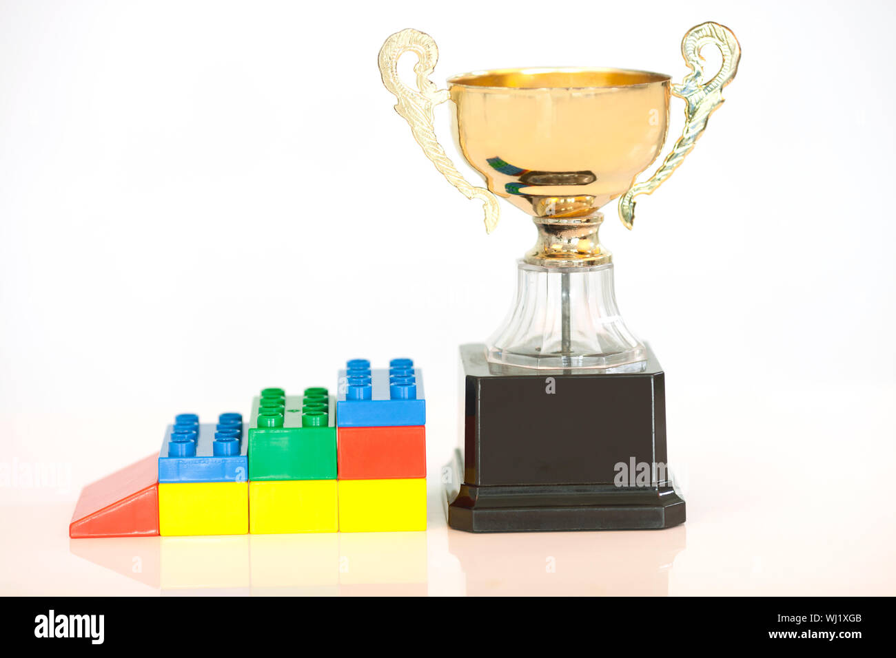 Trophy building hi-res stock photography and images - Alamy