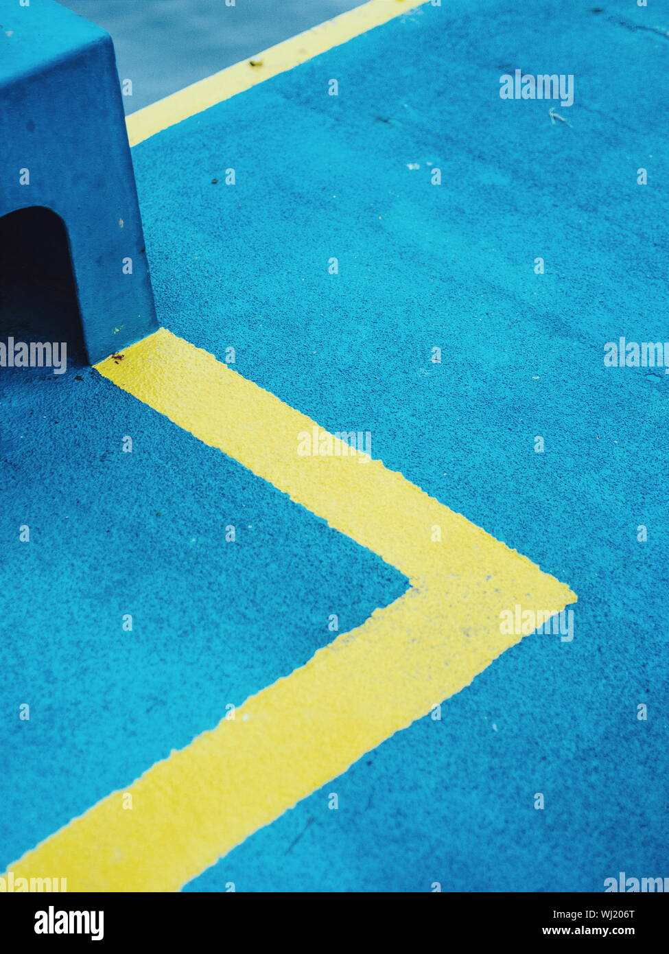 Yellow and blue marking hi-res stock photography and images - Alamy