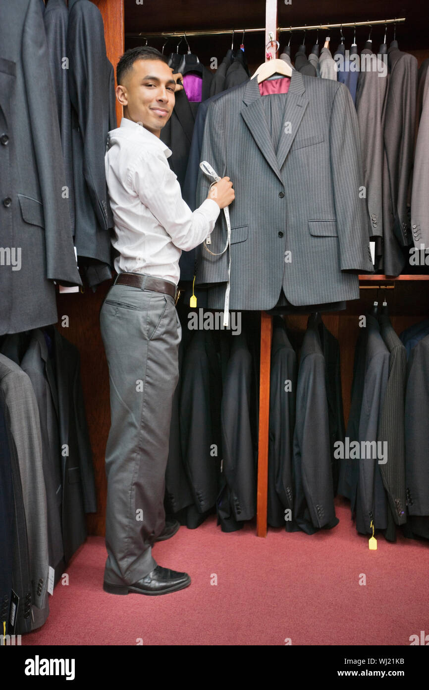 Men working in tailor shop hi-res stock photography and images - Alamy