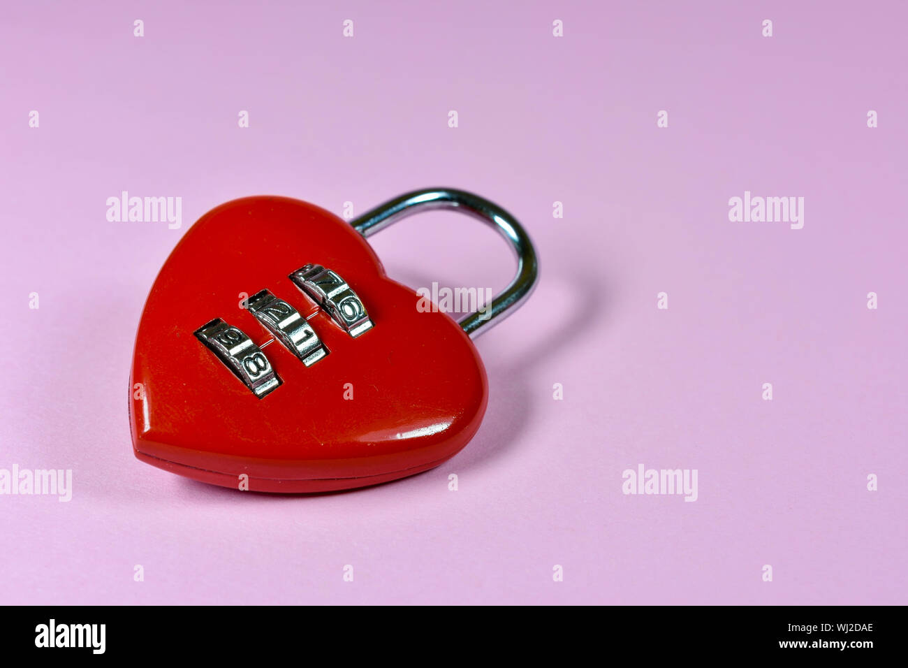 Heart safe dial hi-res stock photography and images - Alamy