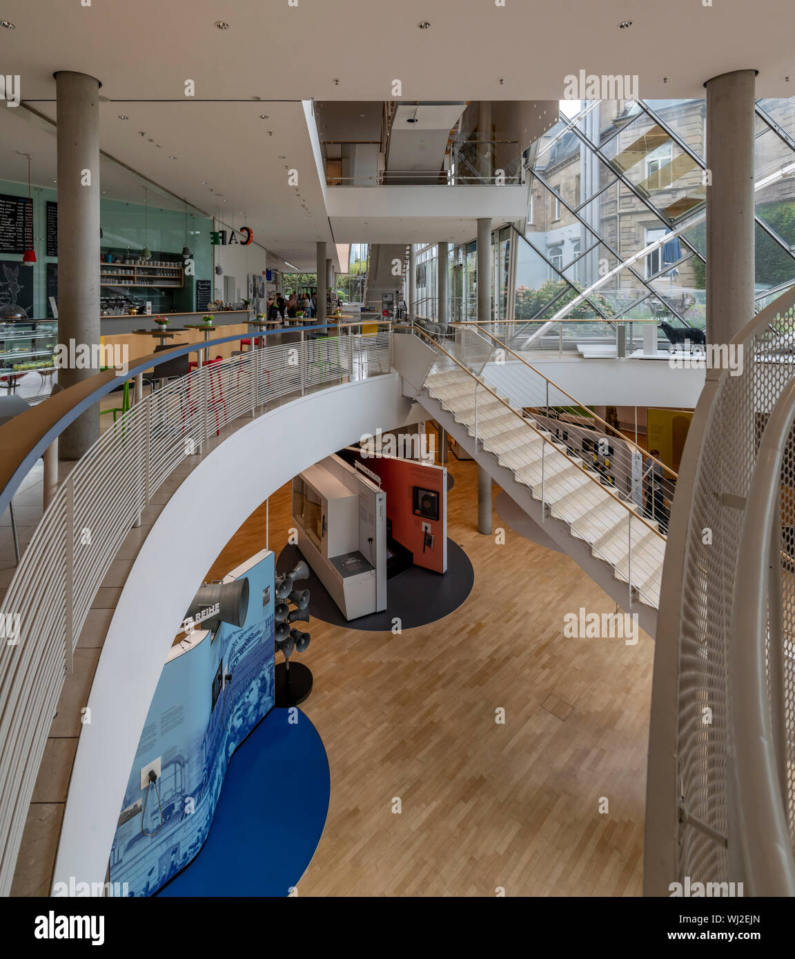 Museum for Communication, Frankfurt. Designed by architect Günter ...