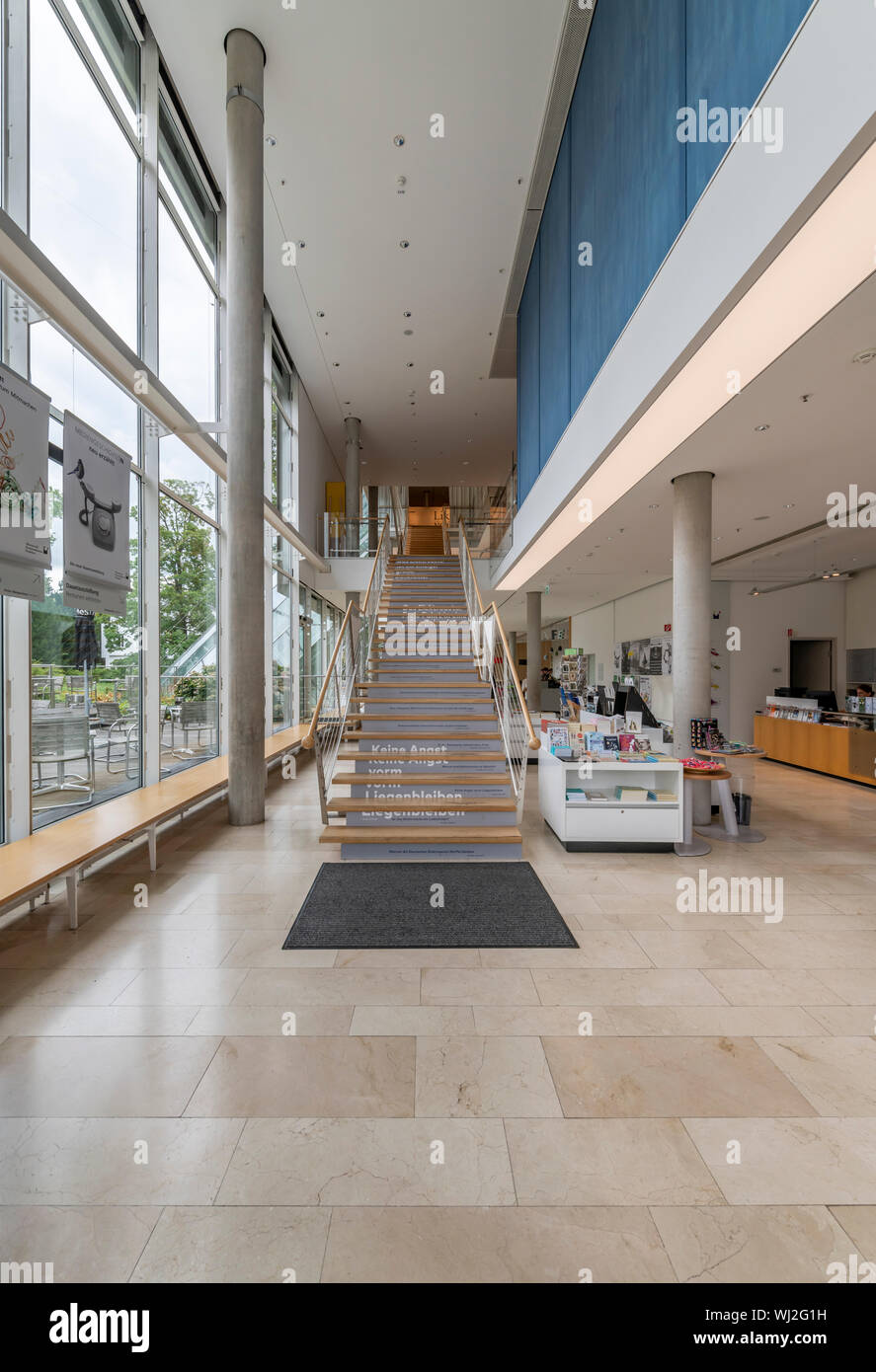 Museum for Communication, Frankfurt. Designed by architect Günter ...