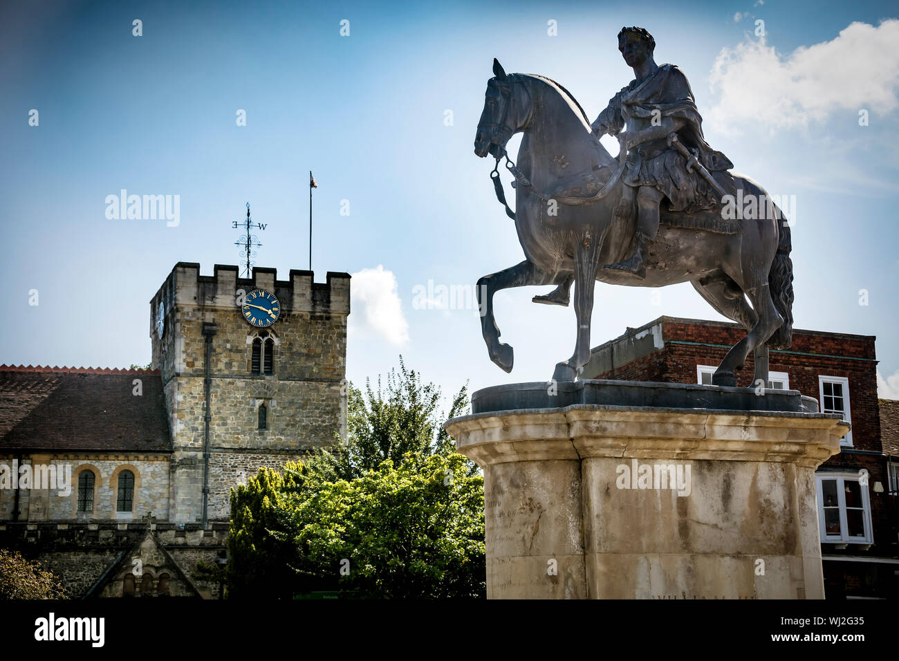 Petersfield market square in Hampshire southern England Stock Photo - Alamy