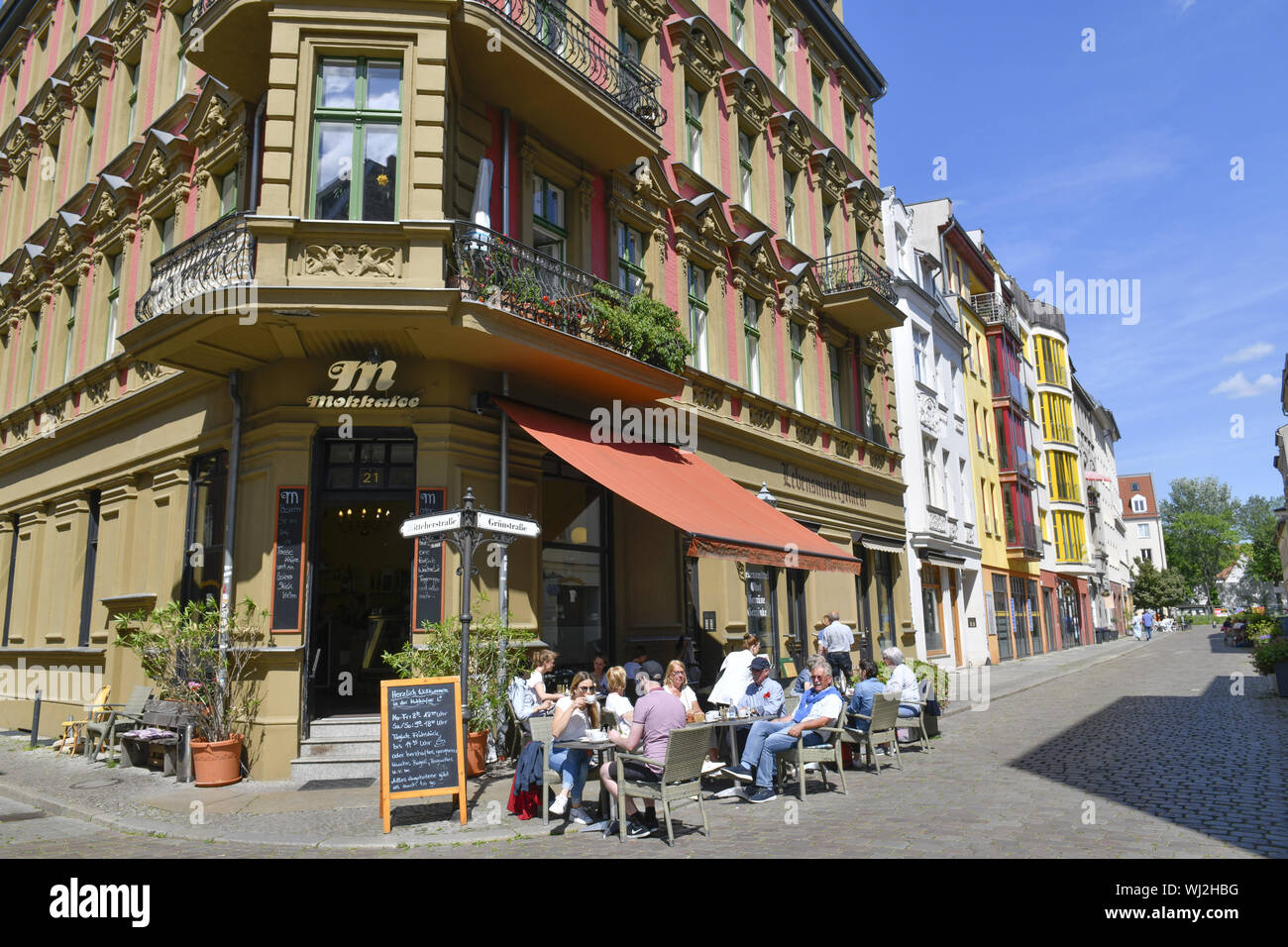 Old building, old building facade, old building facades, old buildings ...