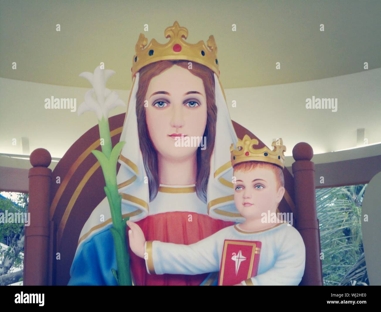 Virgin Mary Statue Church High Resolution Stock Photography and Images ...