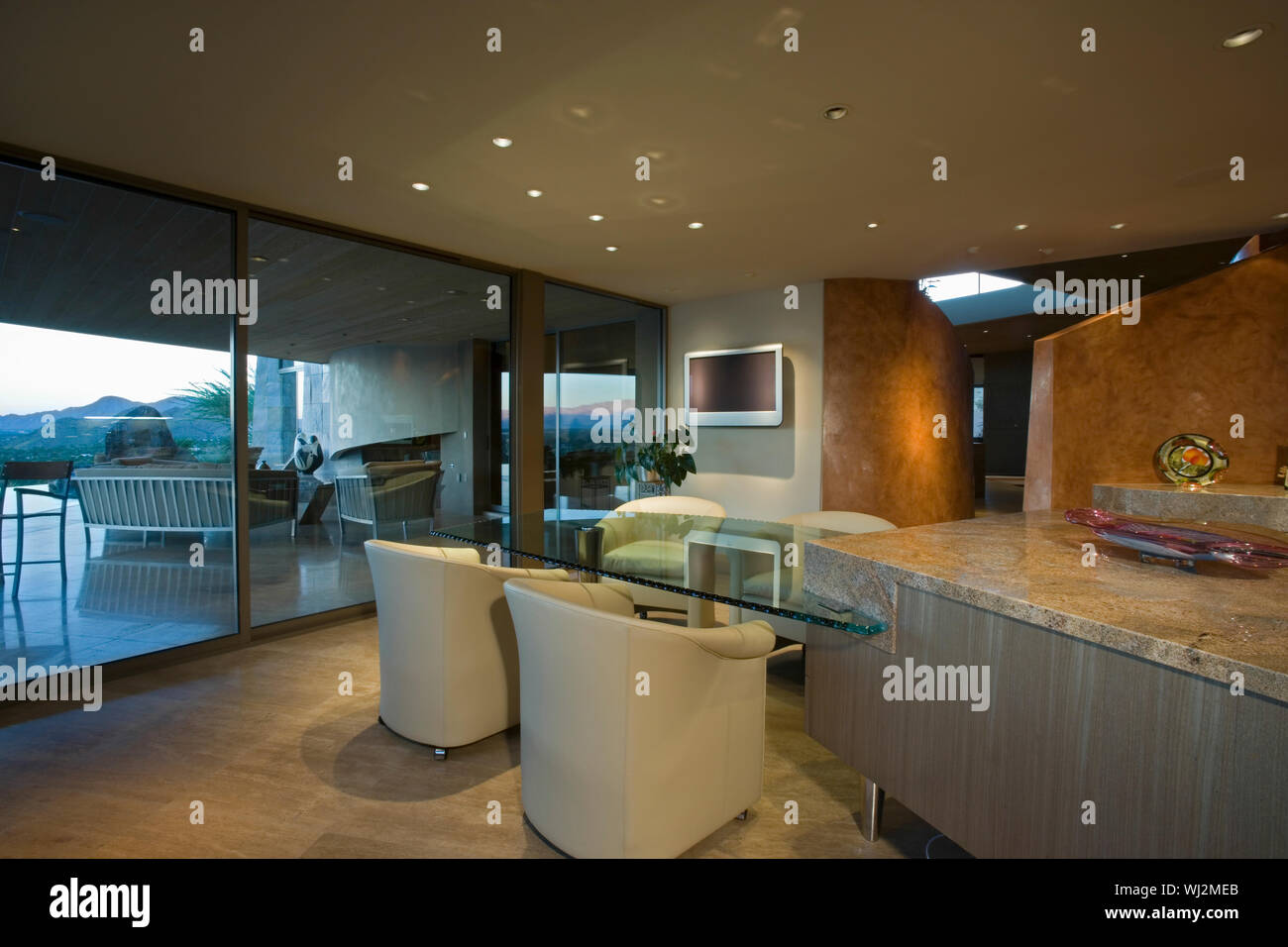 Interior of contemporary dining room Stock Photo - Alamy
