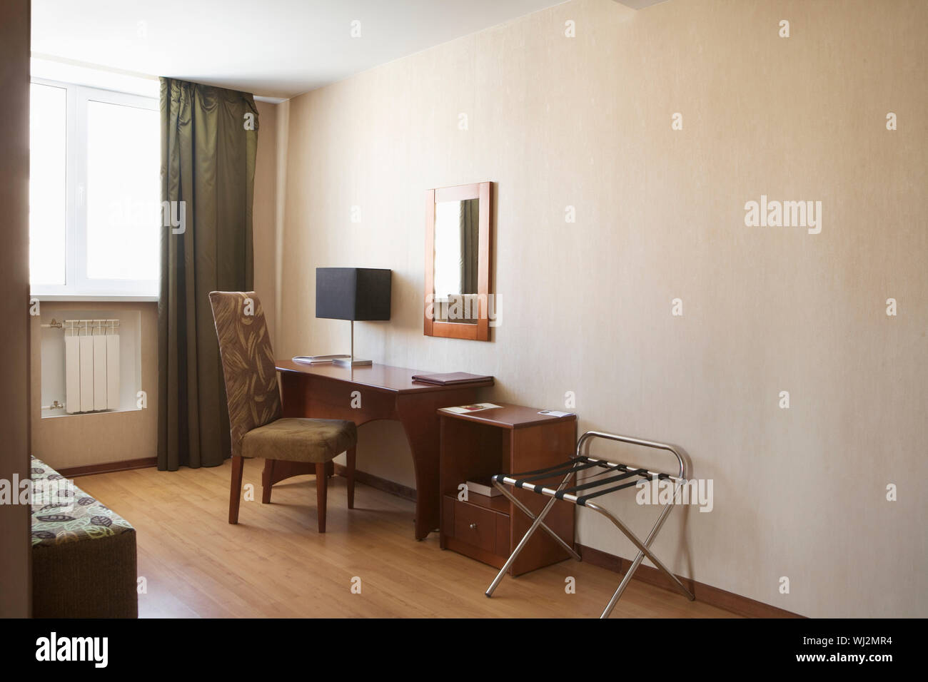 An empty interior of a hotel bedroom Stock Photo - Alamy