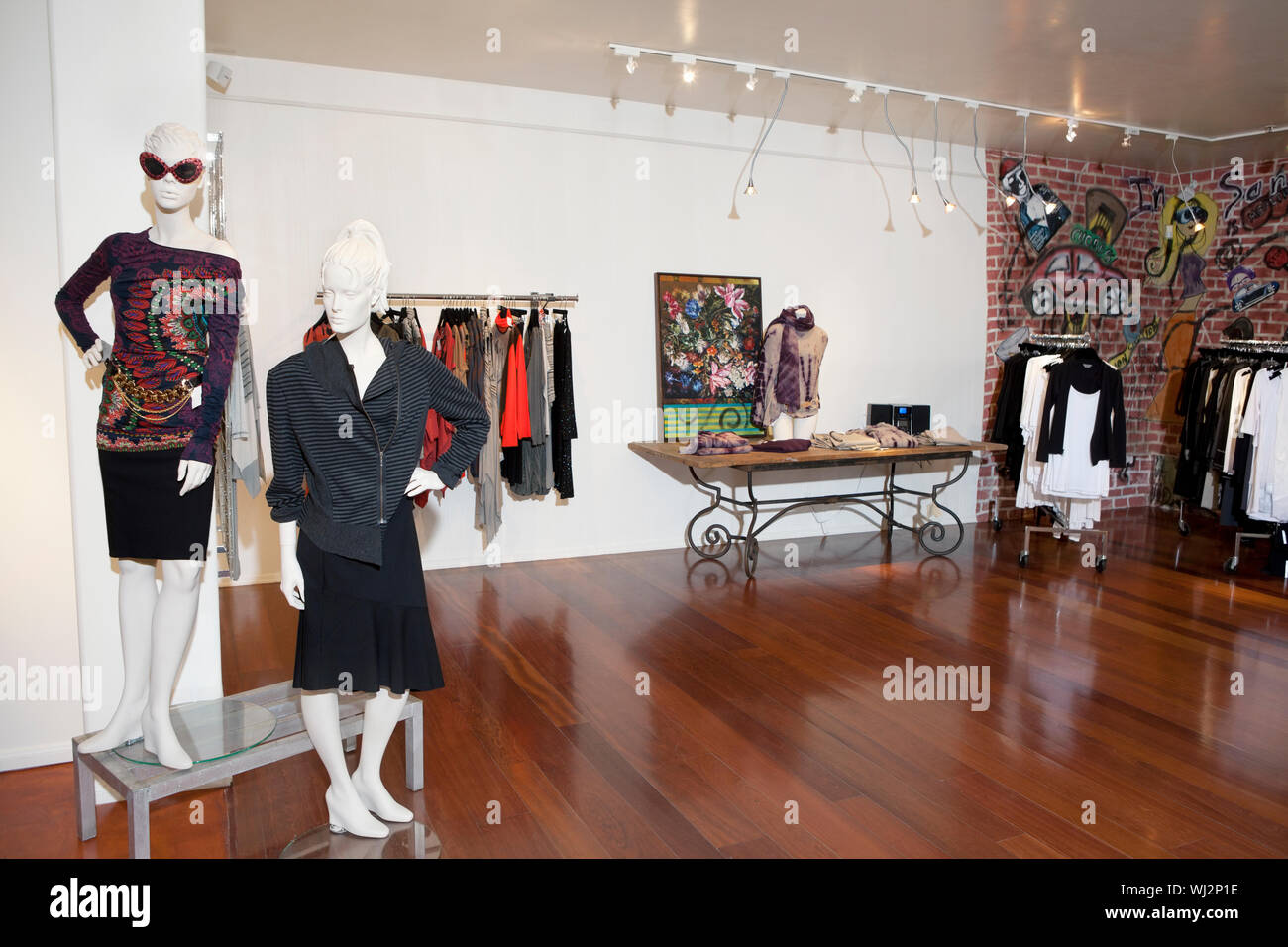 Interior of a fashion boutique Stock Photo - Alamy