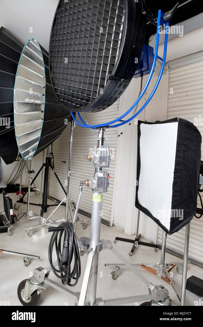 Photographing lights and reflectors in studio Stock Photo - Alamy