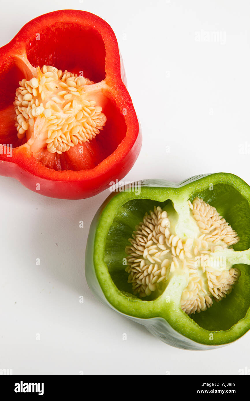 Close-up of cross section of bell peppers Stock Photo - Alamy