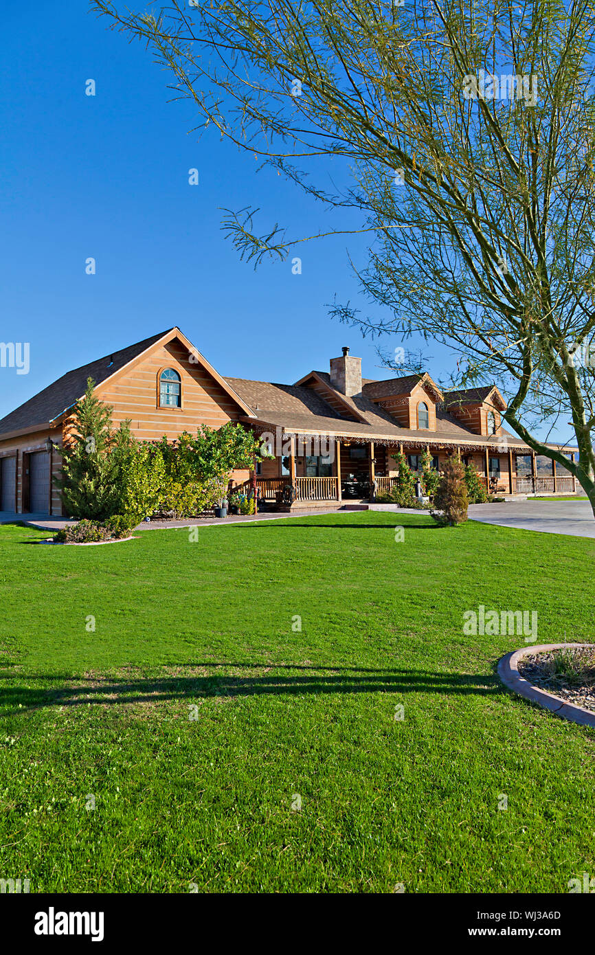 Entrance to a ranch home exterior Stock Photo - Alamy