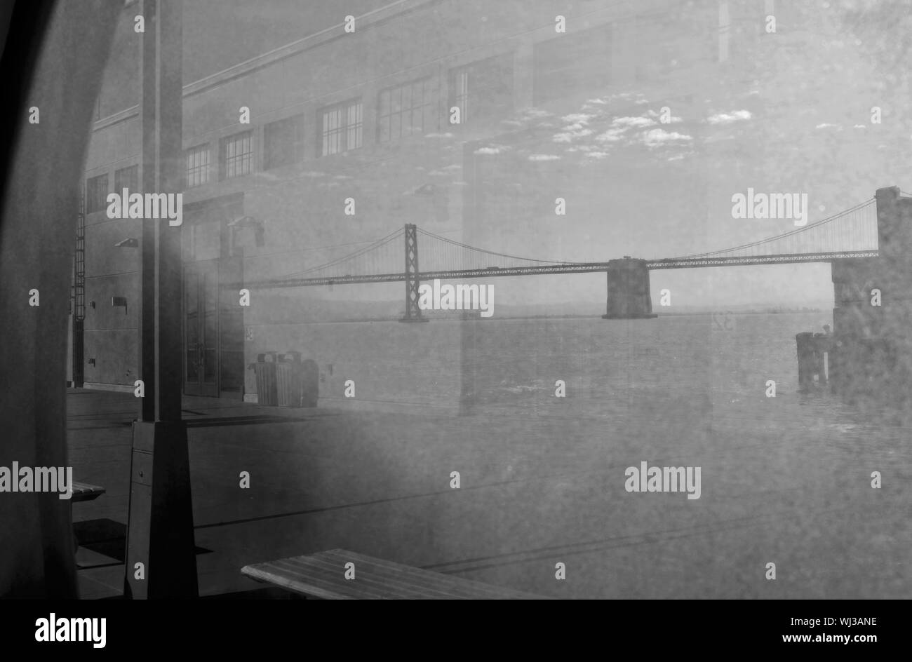 Double suspension bridge hi-res stock photography and images - Alamy