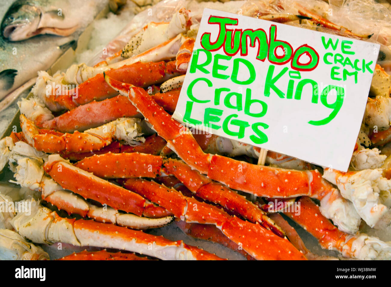 Crab Legs at fish market Stock Photo - Alamy