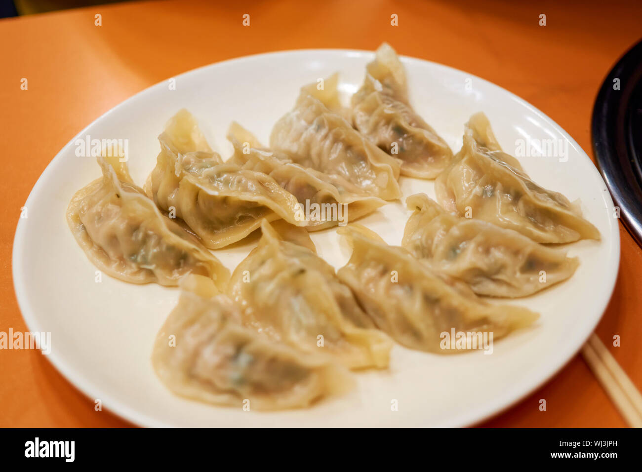 Gyoza plate hi-res stock photography and images - Alamy