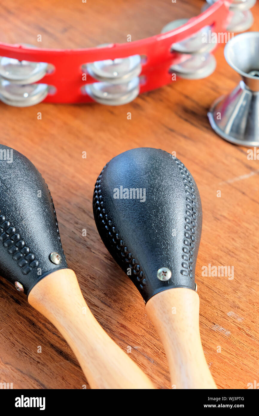 Instruments table hi-res stock photography and images - Alamy